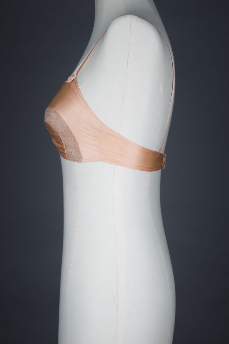 Peach Silk & Horseshoe Lace Insert Bra | The Underpinnings Museum
