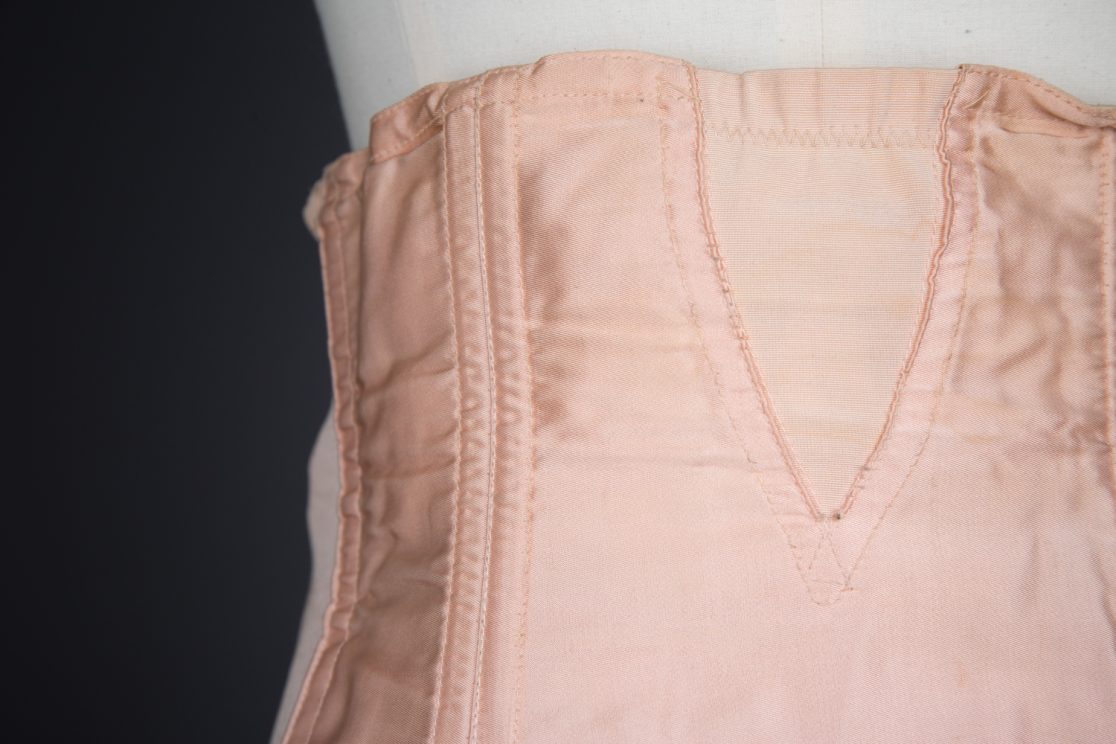 'Nu-Back' Girdle By Liberty | The Underpinnings Museum
